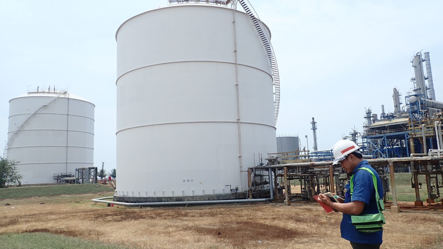 Proses Pengolahan Gas Alam Menjadi Etilena - PENJUALAN GAS & MINYAK